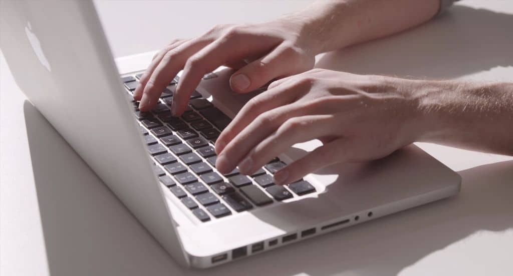 Stop Being a N00b and Learn Computer Words In Chinese